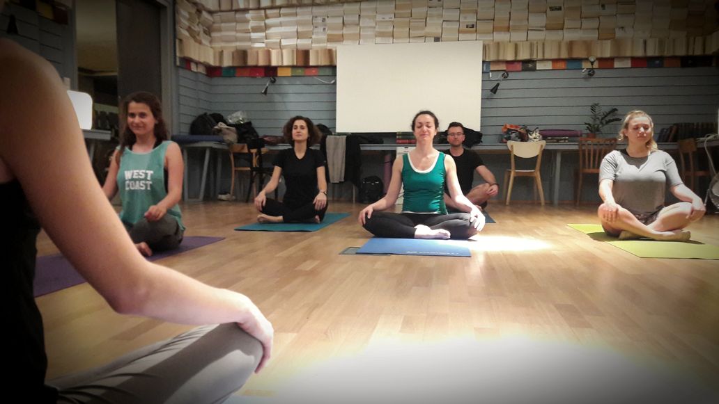 Yoga classes in English | Yoga in Palma de Mallorca - Private & Group ...